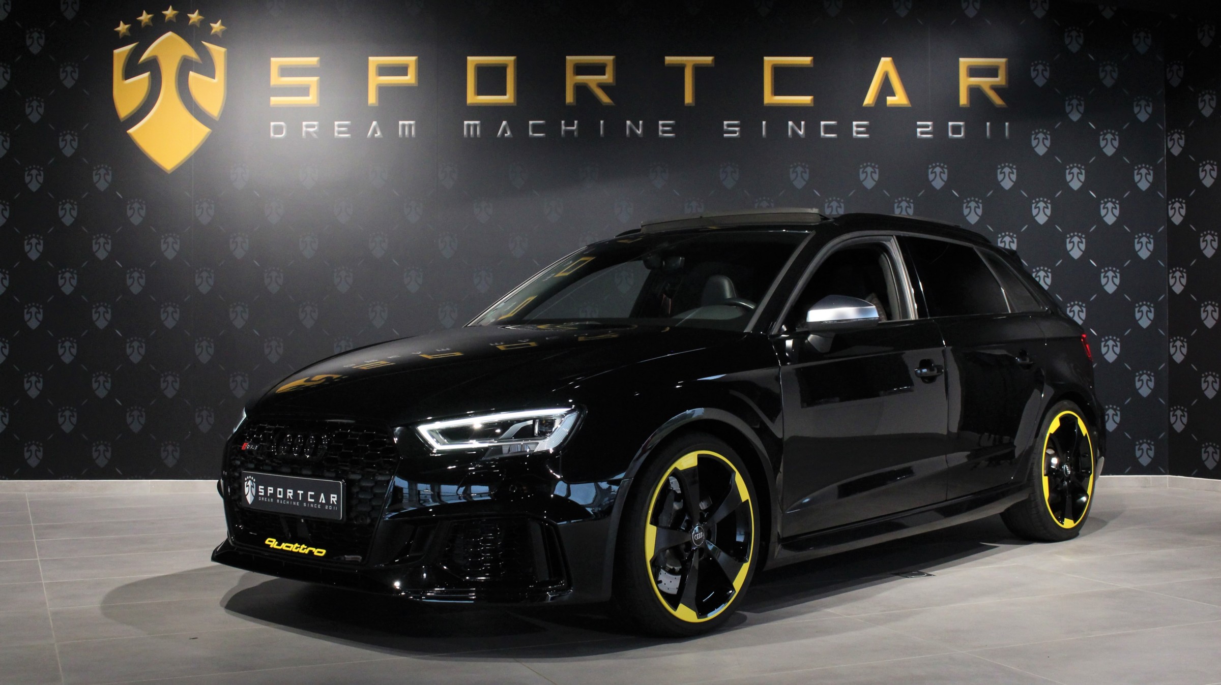 Voiture d'occasion Audi RS3 Sportback 2.5 400CH S-TRONIC BLACK & YELLOW ...