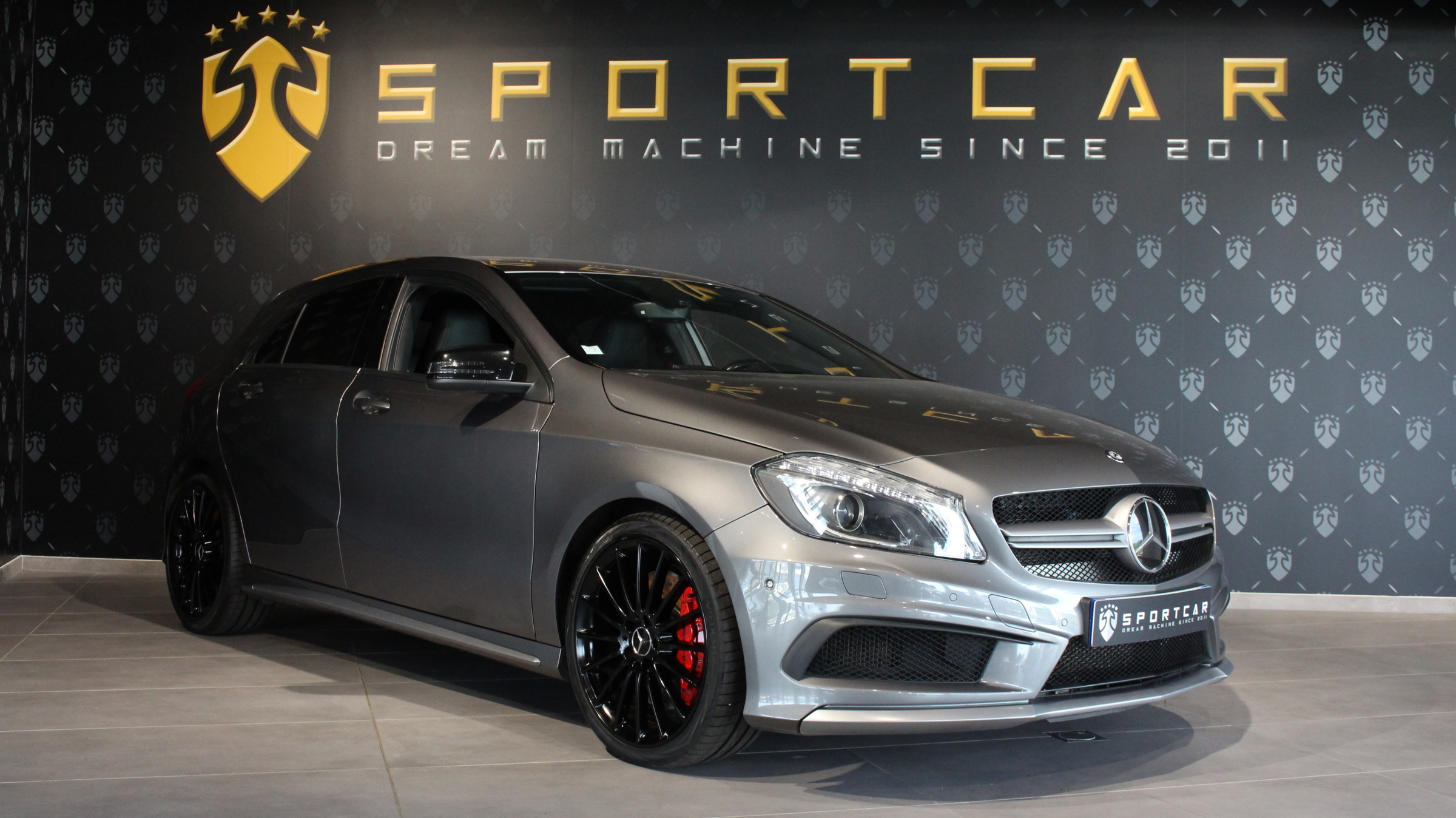 Voiture d'occasion Mercedes Classe A 45 AMG 361CH Pack Performance ...