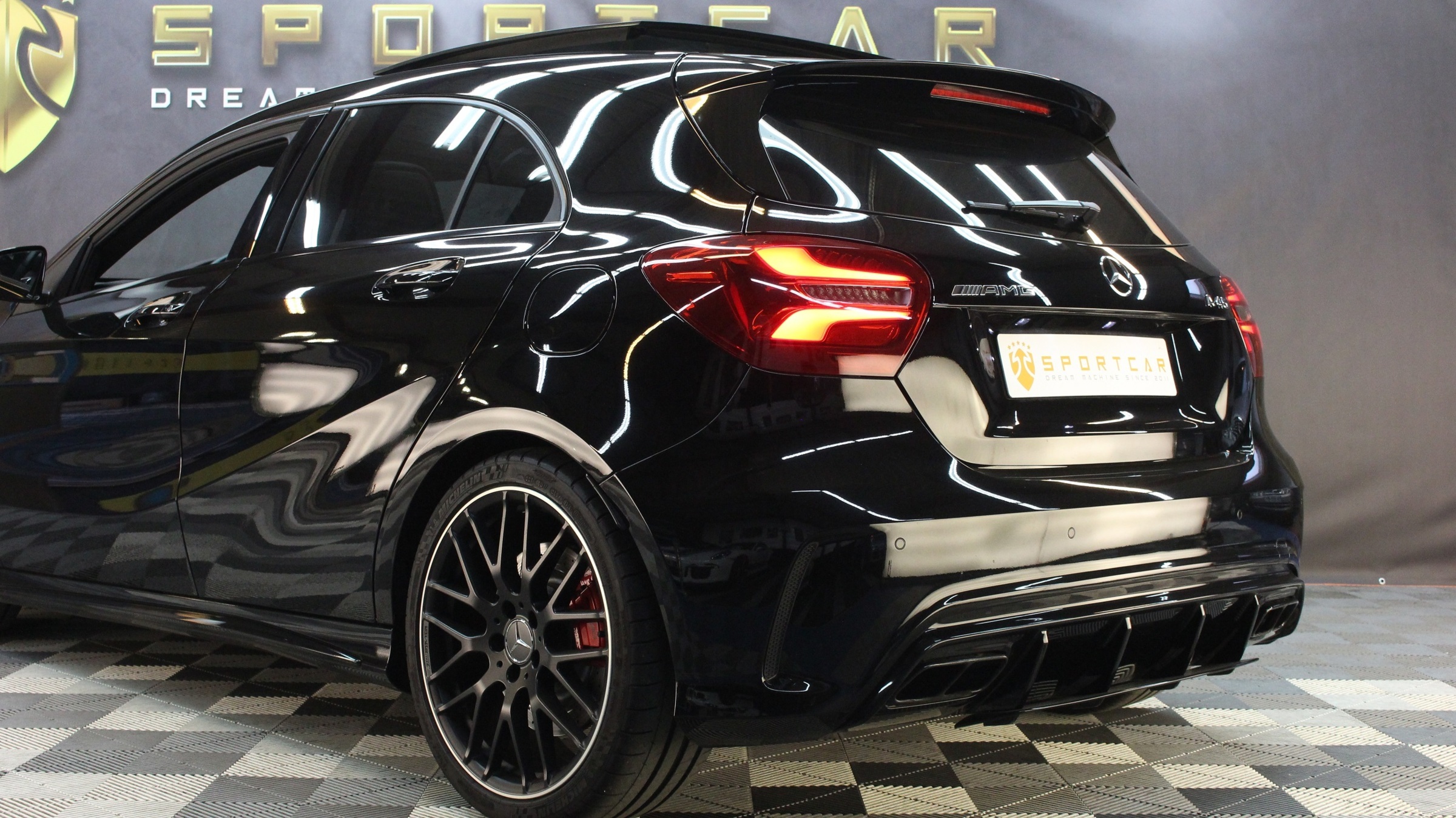 Voiture d'occasion Mercedes Classe A 45 AMG 381CH Pack Dynamic Plus ...