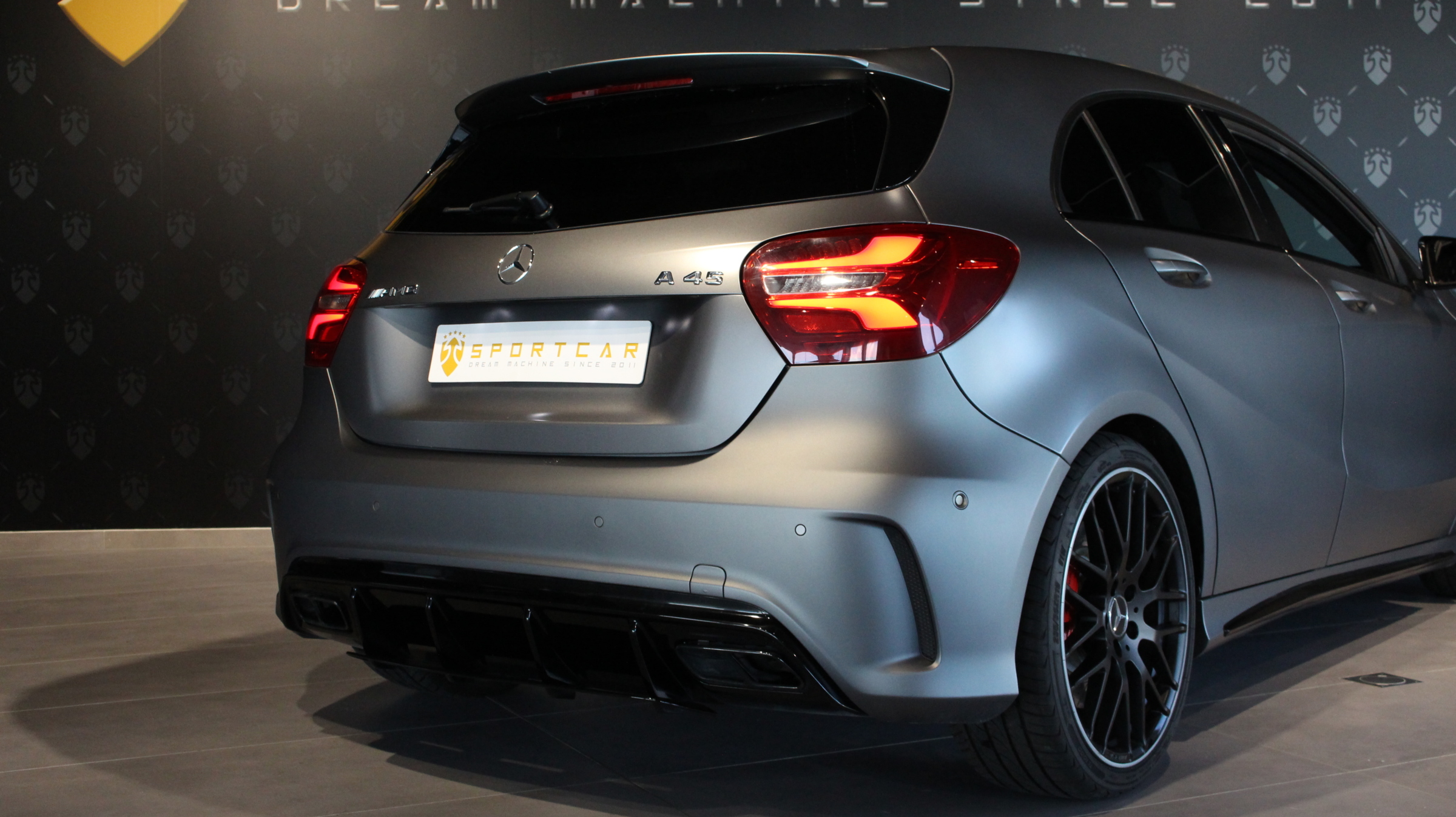 Voiture d'occasion Mercedes Classe A 45 AMG 381CH Pack Performance ...