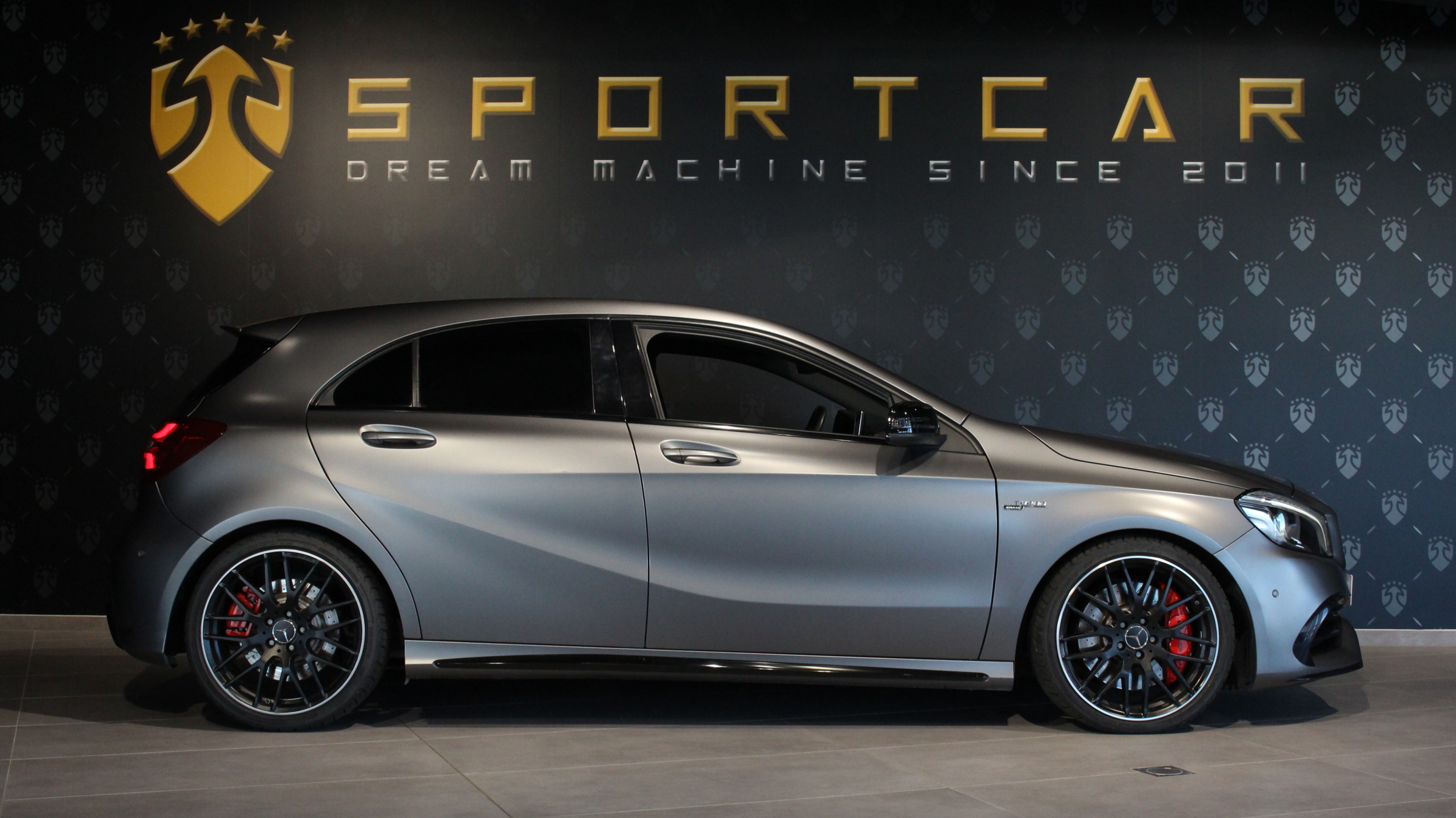 Voiture d'occasion Mercedes Classe A 45 AMG 381CH Pack Performance ...