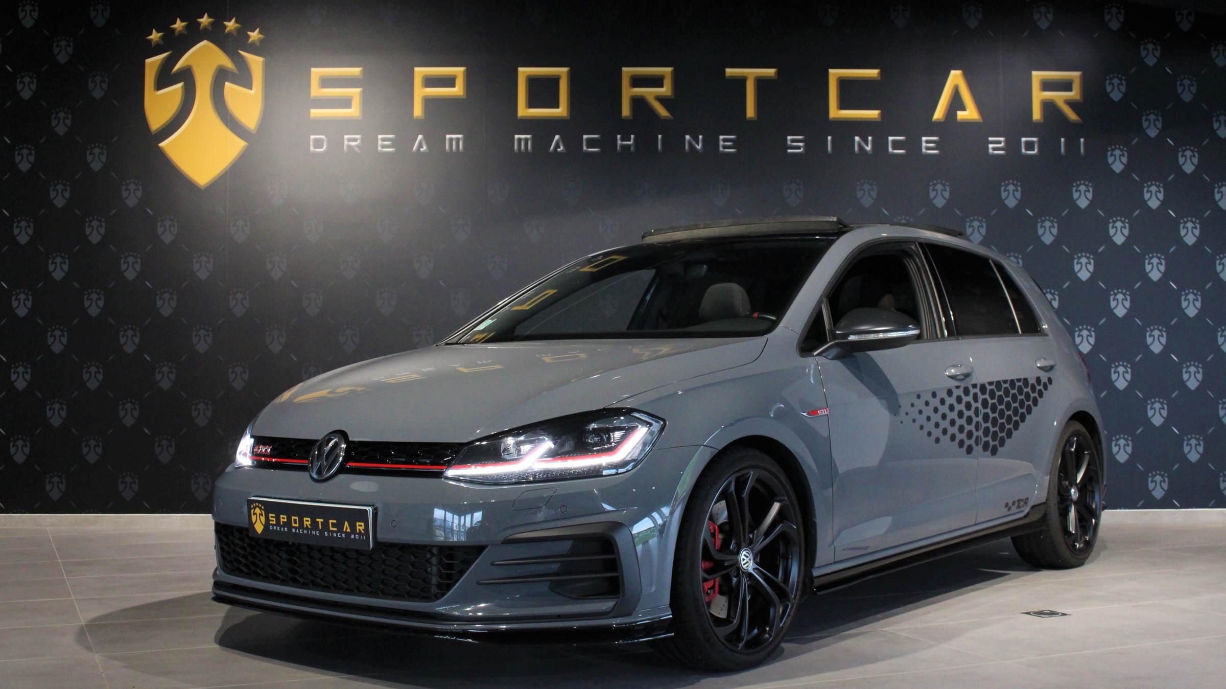 Voiture d'occasion Vw Golf 7 GTI TCR 2.0 TSI 290CH DSG7 - Réf. SCC1659 ...